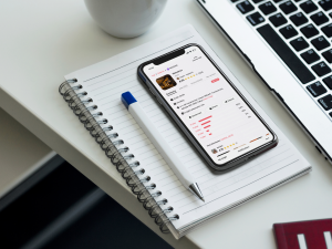 How To Write A Remarkable Food Review - EatnSmile